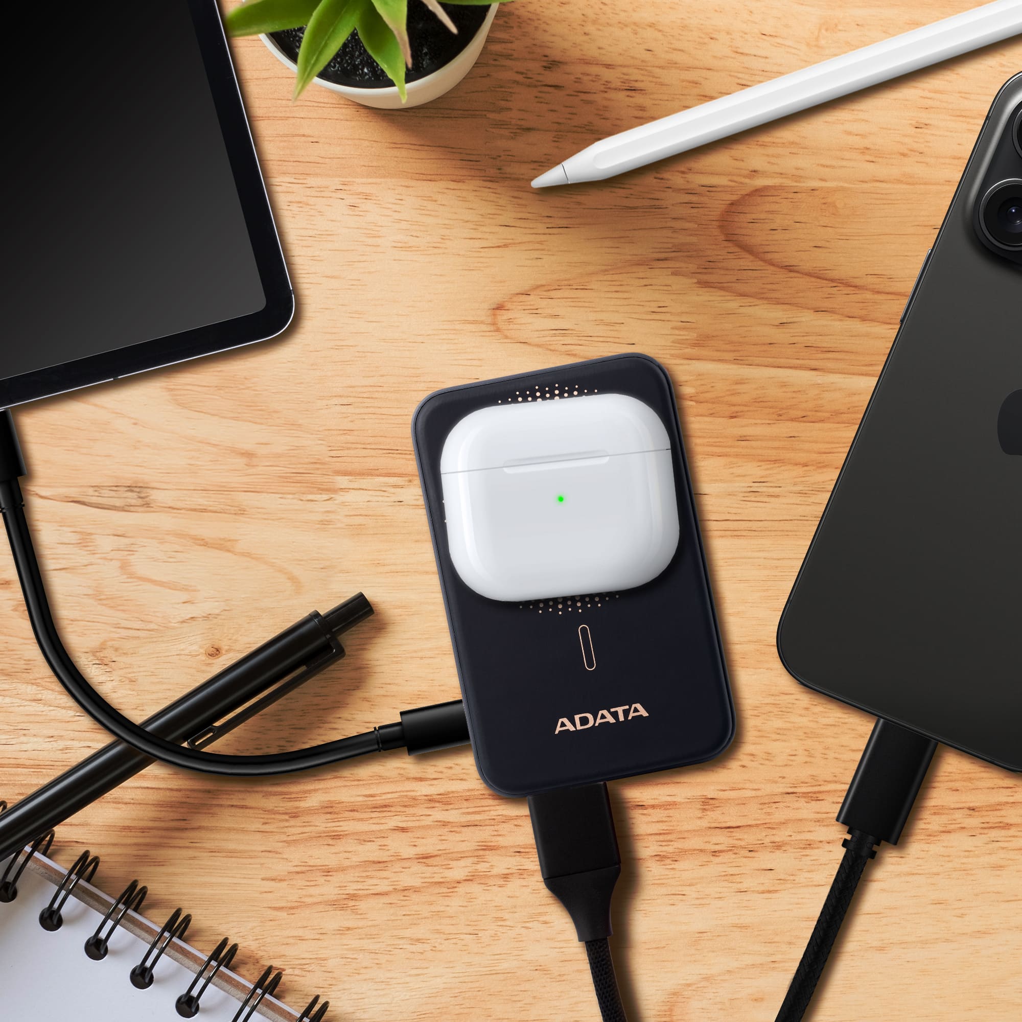 R100 磁吸式行動電源 | ADATA (Taiwan)