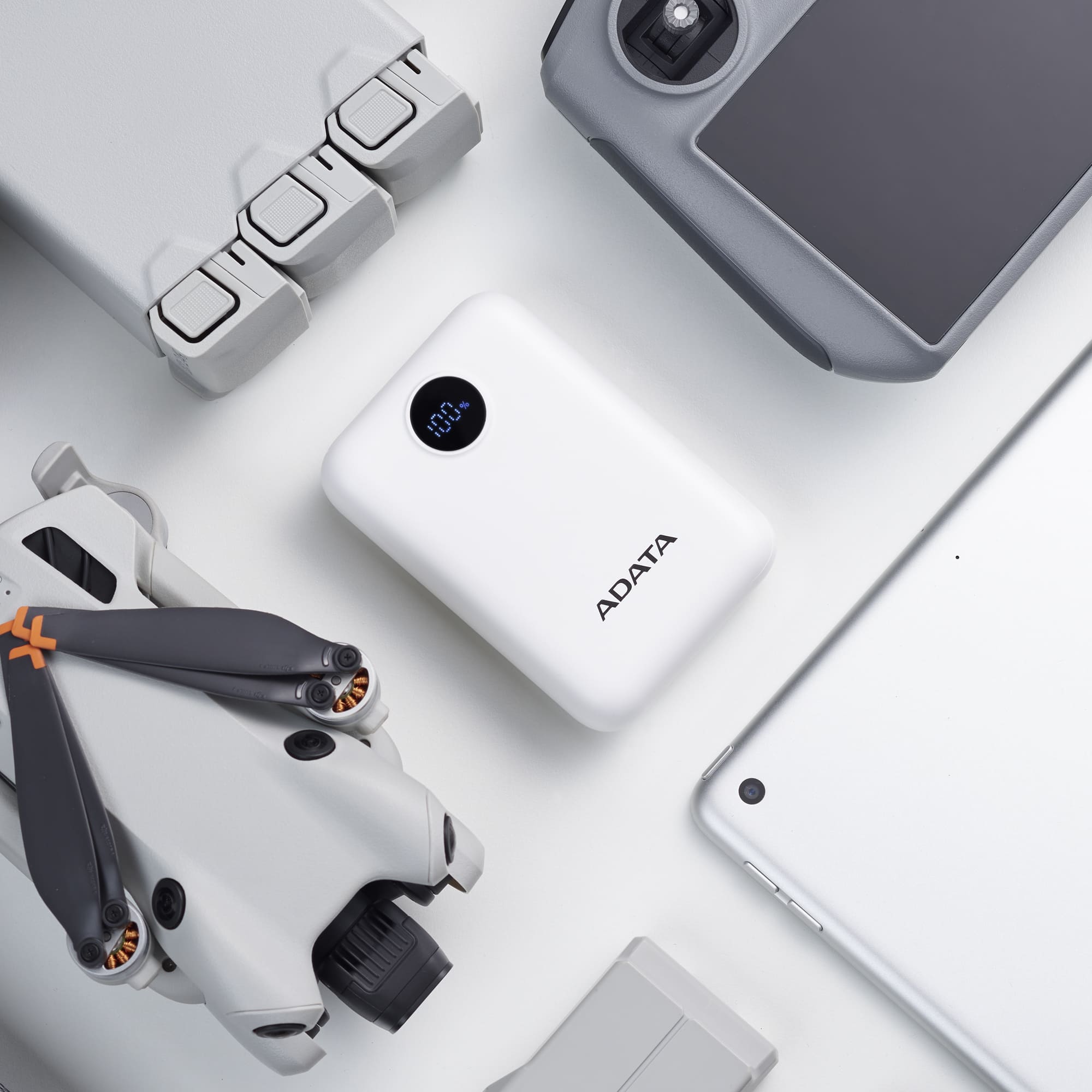 C100 Digital Display Power Bank | ADATA (Taiwan)