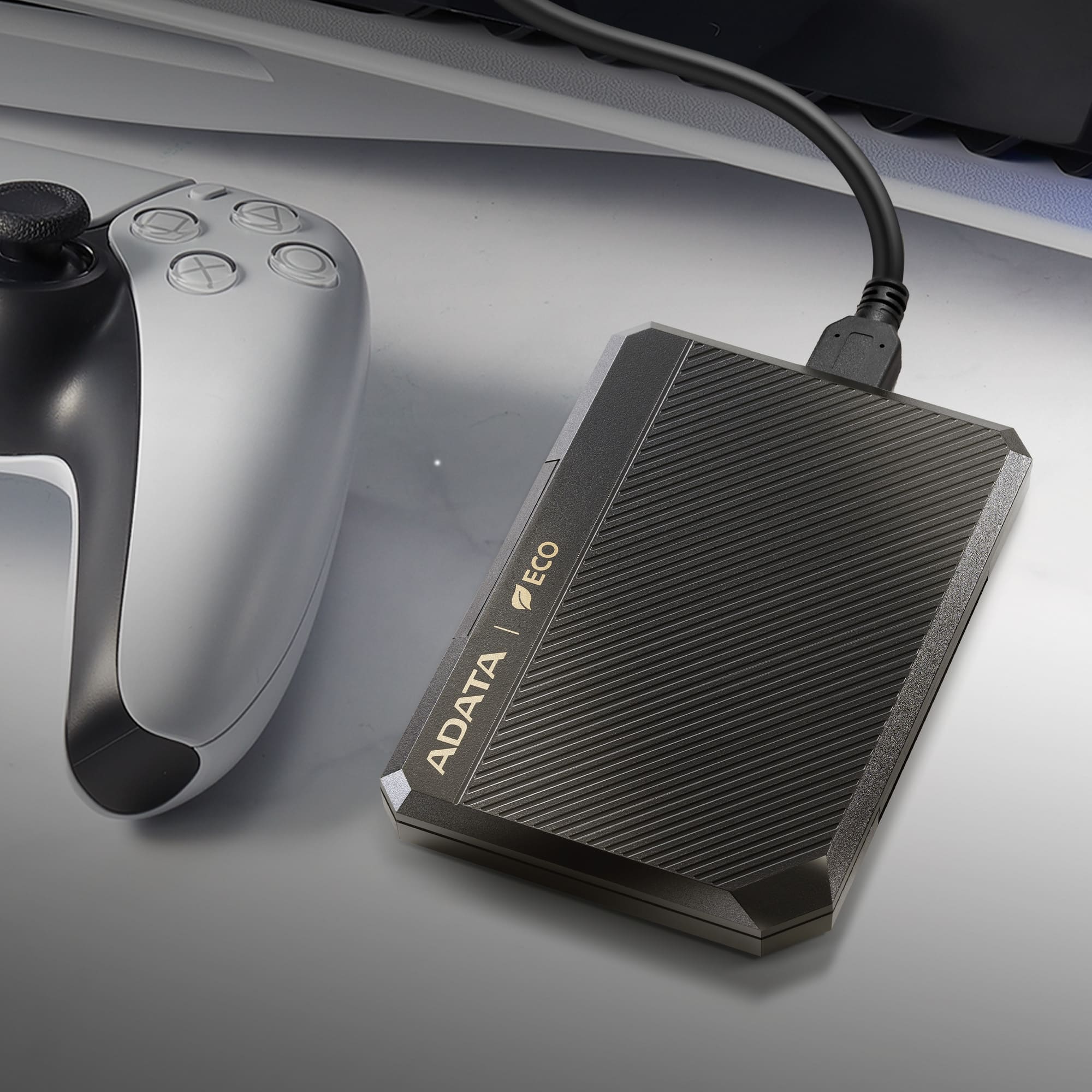 EC600 2.5インチ SATA HDD/SSD (Japan)