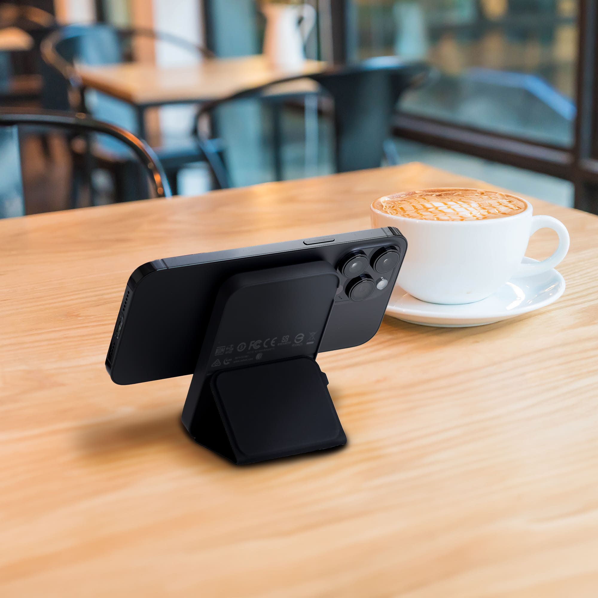 R050 磁吸式行動電源 | ADATA (Taiwan)