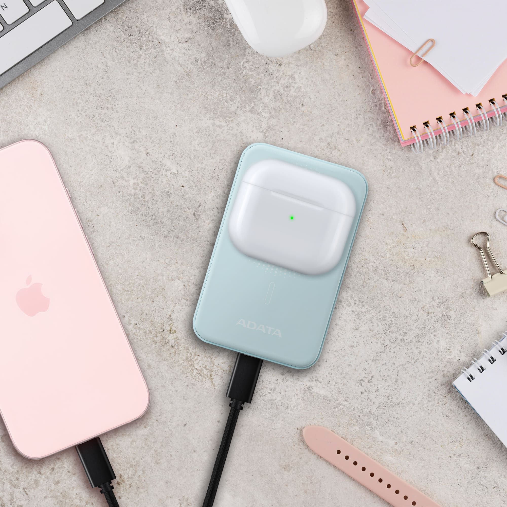 R050 磁吸式行動電源 | ADATA (Taiwan)